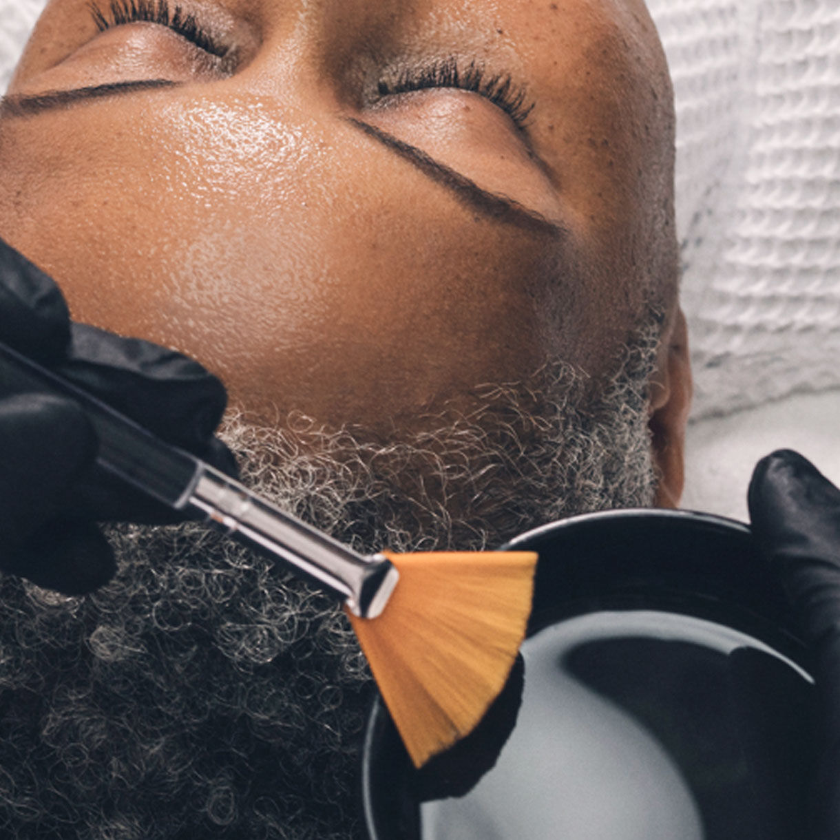 Light Chemical Peel - Exfoliate & Renew Skin - SkinCeuticals