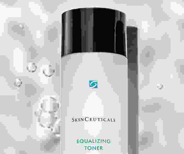 Equalizing Toner - Exfoliating Face Toner - SkinCeuticals CA